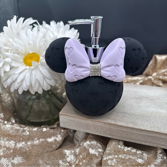 Disney | Bath | Disney Minnie Mouse Head Lavender Bow Soaplotion Pump ...